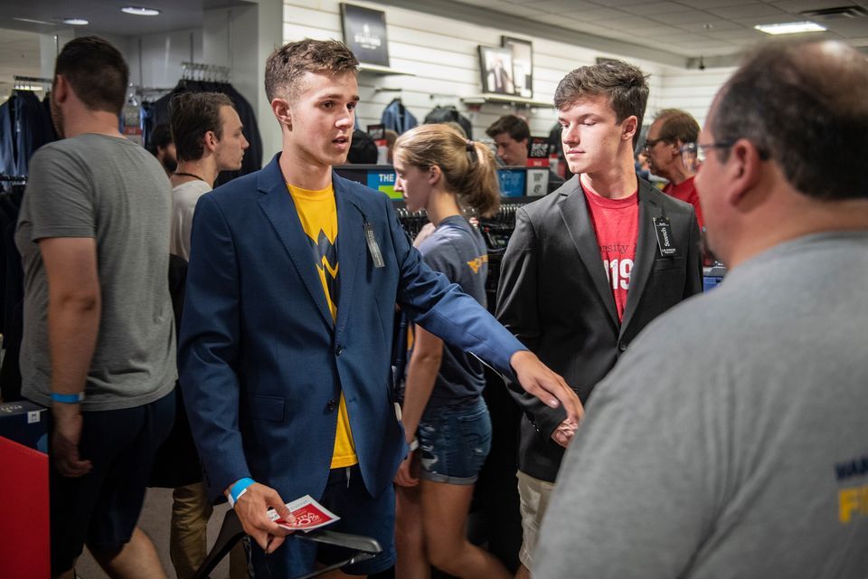 JCPenney Suit-Up Event In-Store or Online: Fall 2022 at JCPenney (9560 ...