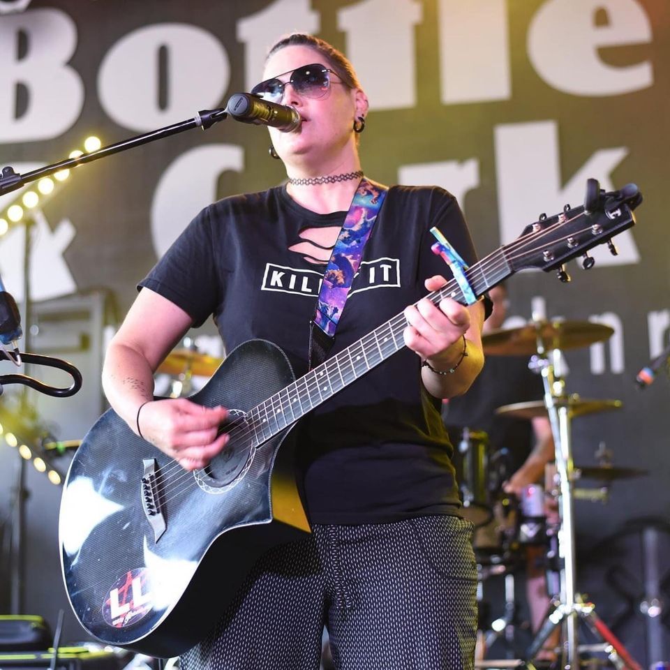 Laura Lea & Tripp Fabulous with DJ Willoughby at Docklands Riverfront ...