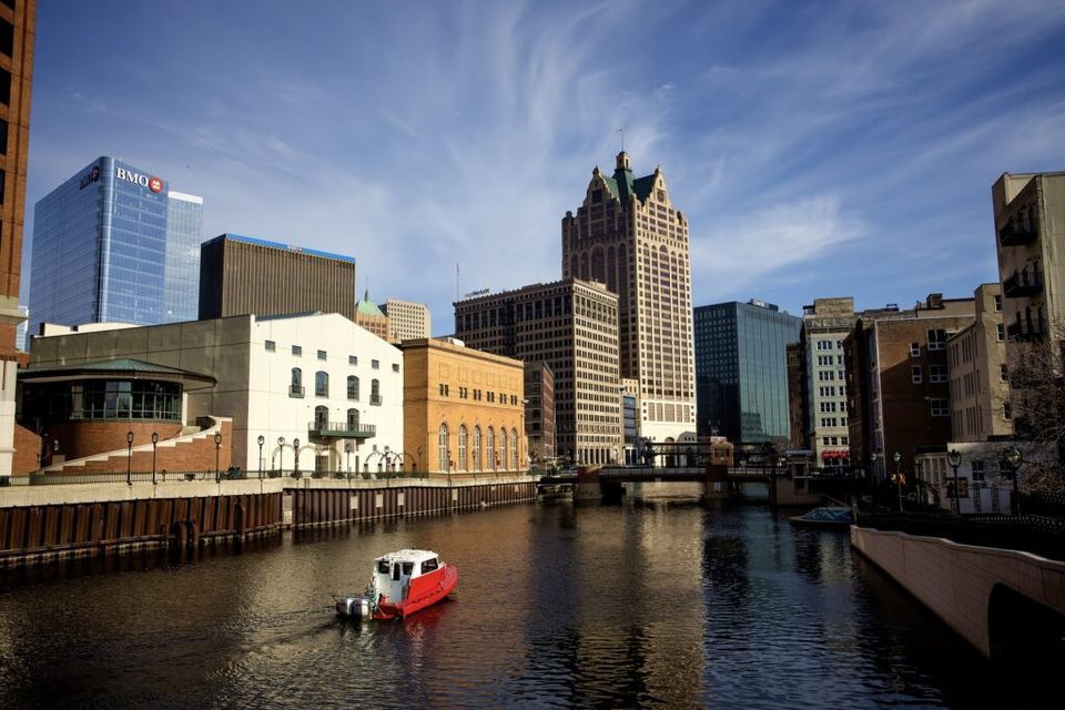 Protecting Wisconsin’s Waterfronts: Milwaukee Lakefront Tour ...
