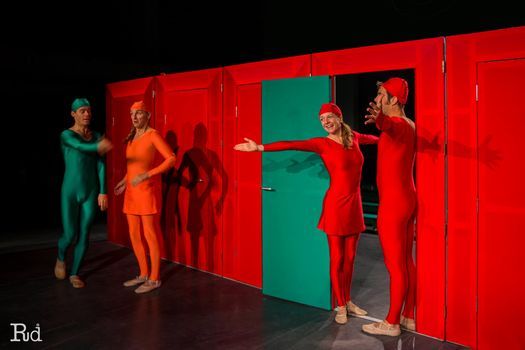 Hans en Grietje - De deurenkomedie at Théâtre Mercelis, Brussels on ...