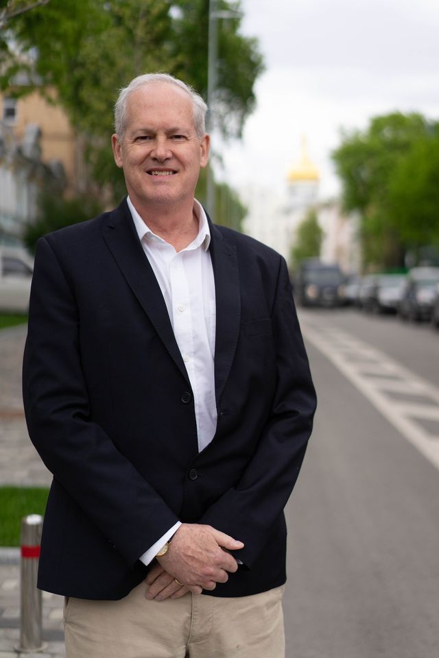 Will Ukraine Beat Russia This Year? Talk with journalist Jim Brooke ...