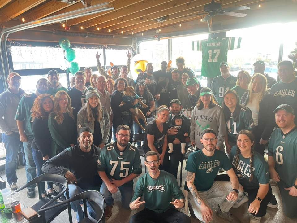 Eagles vs Seahawks (POTLUCK) - Frankfort Avenue Liquors at Frankfort ...