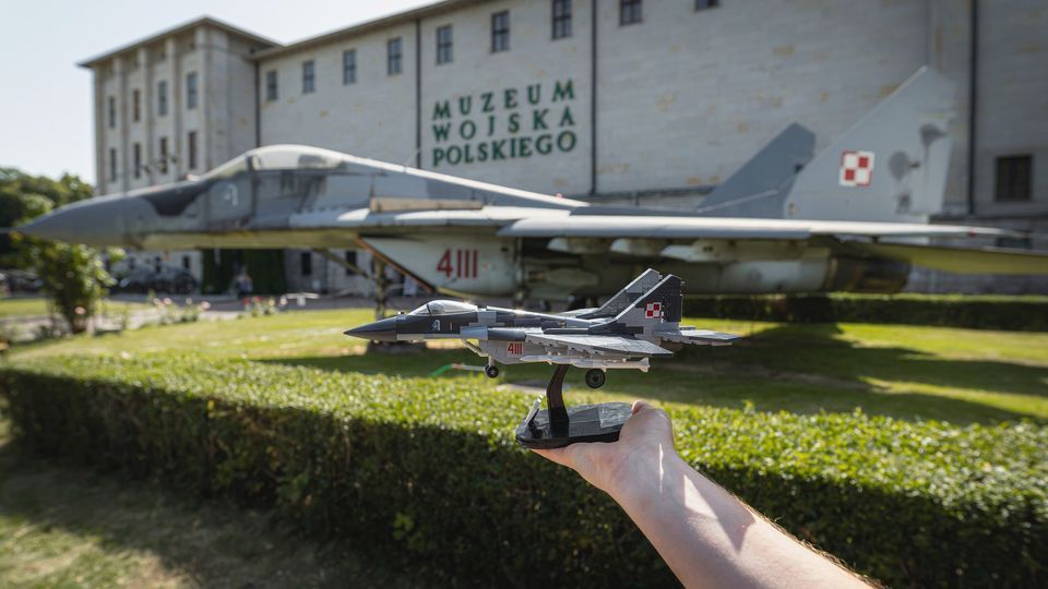 Premiera MiG-29 NATO CODE "FULCRUM" w Muzeum Wojska Polskiego w ...
