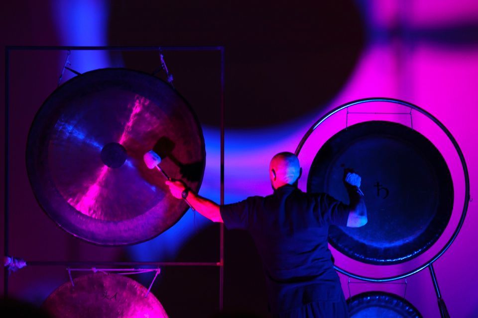 RITUALE DI GONG TIBETANO - Suoni, Mantra e nuvole di incensi | Amitabha ...