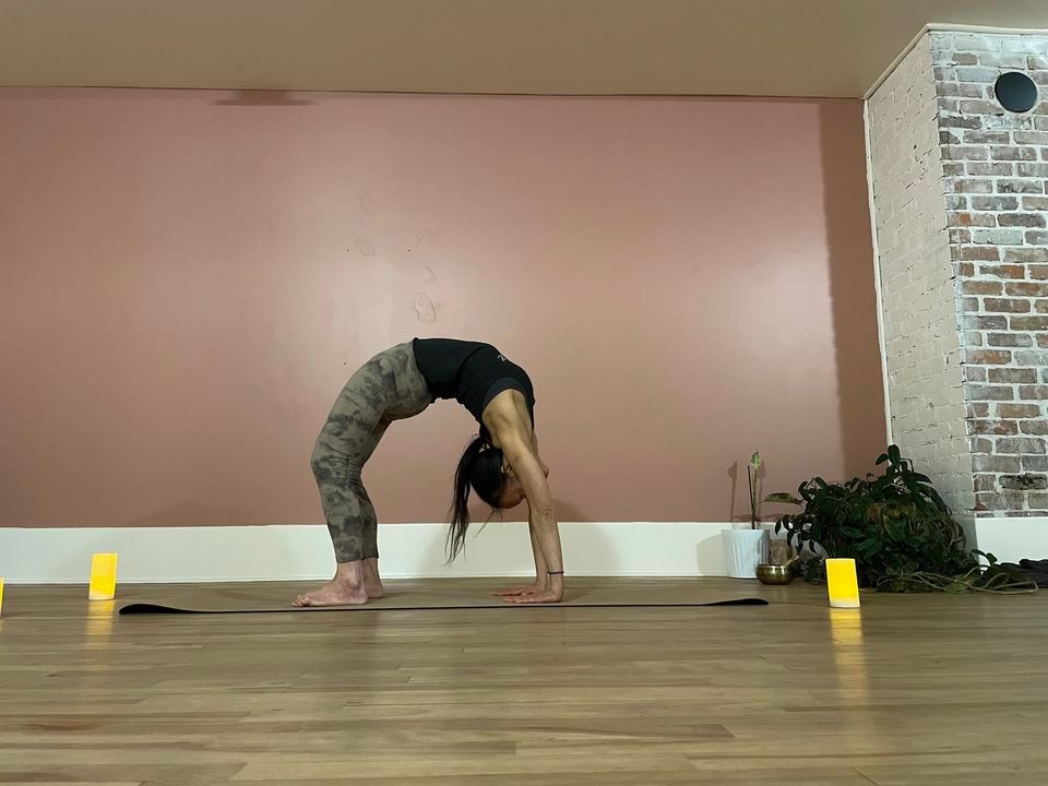 Backbending Posture Workshop // Atelier de postures de flexion arrière ...