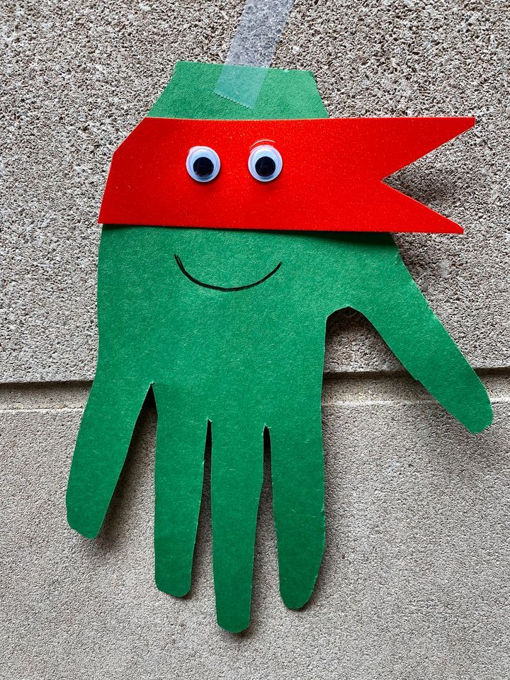 Passive Craft of the Week: Handprint Ninja Turtle | North Manchester ...