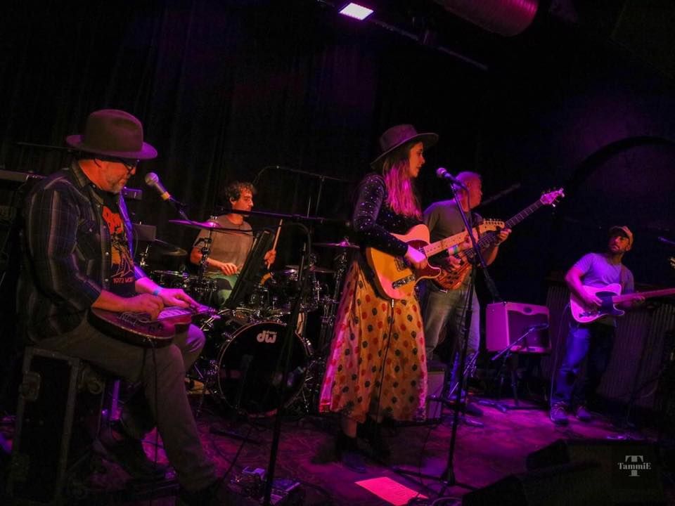Laura Leigh Band @ Paulys Hotel | Paulys Hotel, Albany, NY | December 2 ...