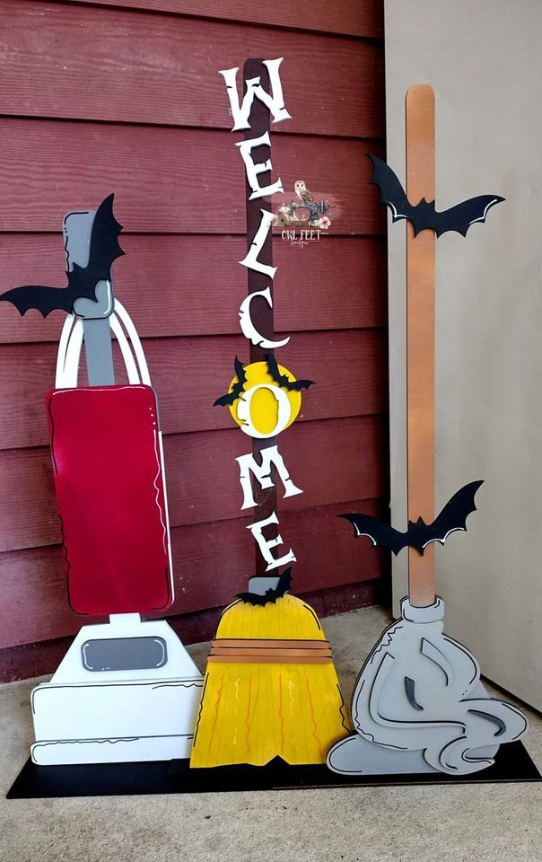 Hocus Pocus Brooms Tabletop Centerpiece | Captain Jacks + Arte - Yulee ...