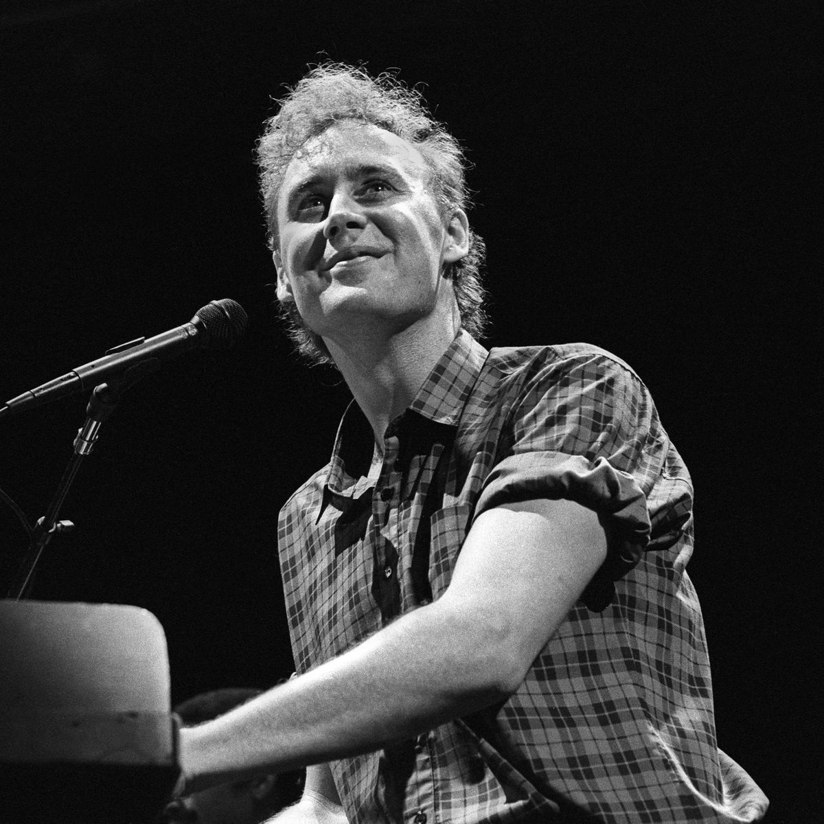 Bruce Hornsby & The Noisemakers at Cascade Theatre - Redding on 3rd ...